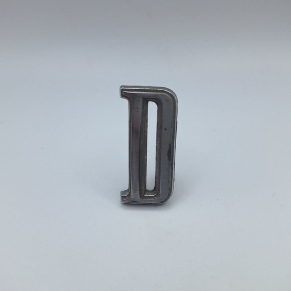 Design | Vintage Metal Letter D Emblem Badge Chrome Car Emblem D Cdc ...